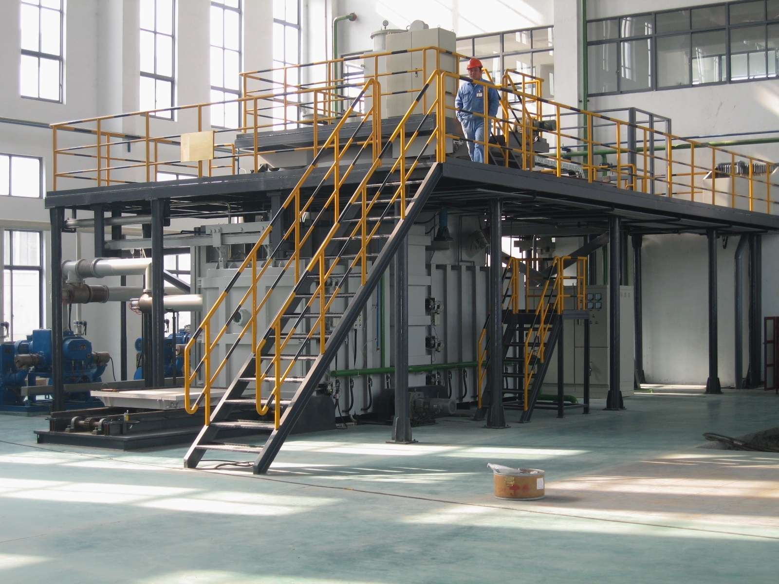 Numerical analysis of vacuum furnace