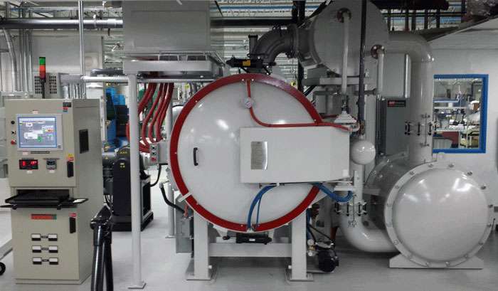 Advantages of vacuum carburizing furnace