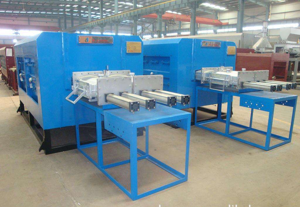 Automatic push rod sintering furnace