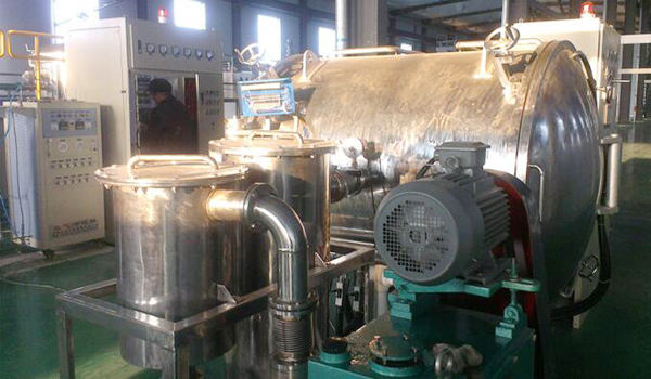 High vacuum high temperature carbonization furnace